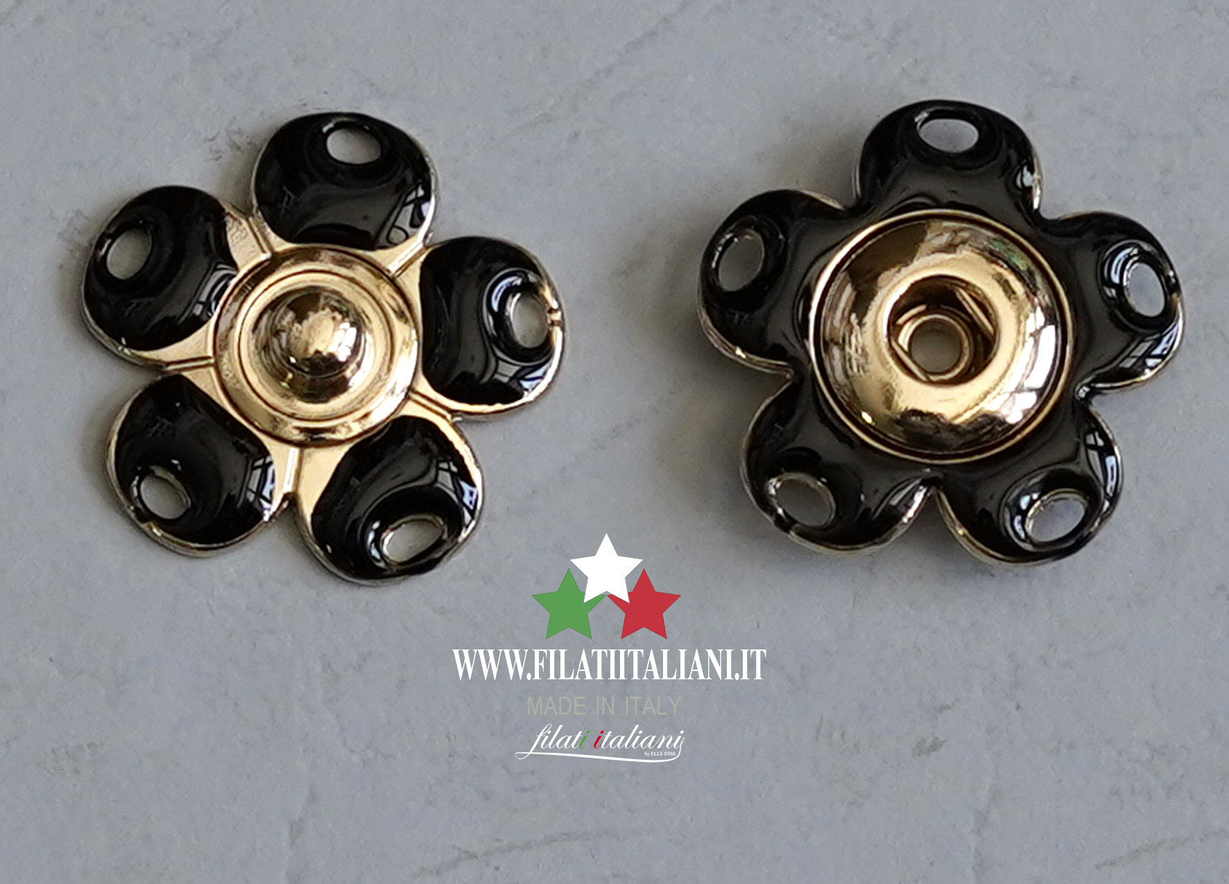 5677X 28/51/395 NERO BOTTONE AUTOMATICO Lineato 28 17.78 mm